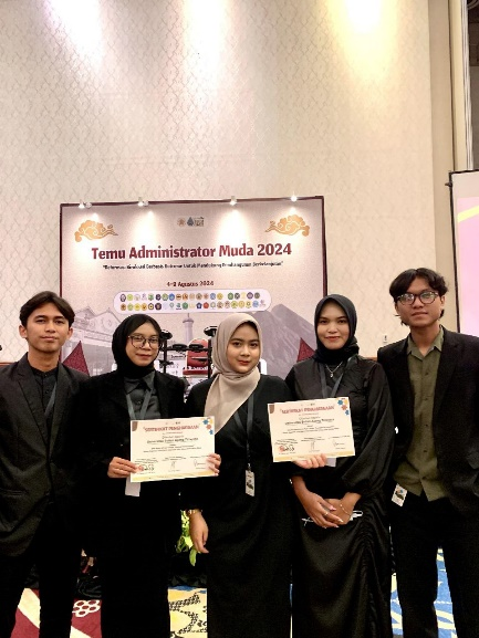 Pecah Telur Ap Untirta Raih Dua Penghargaan Pada Temu Admi 2024 Lpm